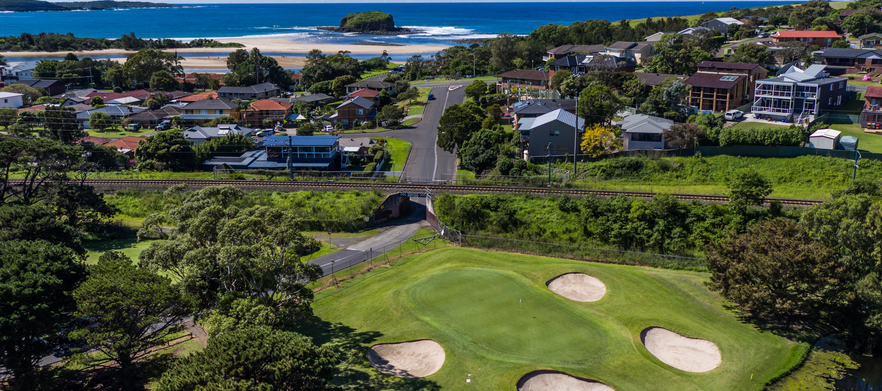 18 Holes for Two in a Motorised Cart at the Stunning Kiama Golf Club ...