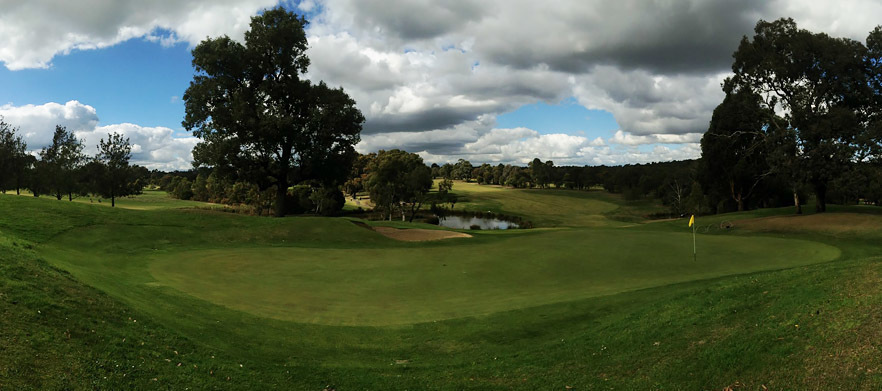 18 Holes for Two with Drinks and pull buggies at Yarrambat Park Golf ...