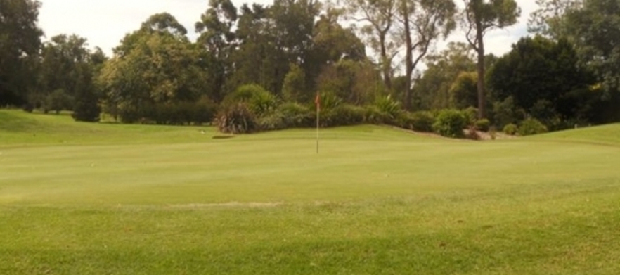 SPRING SPECIAL! 18 Holes for Two in a Motorised Cart & Drinks at Leonay ...